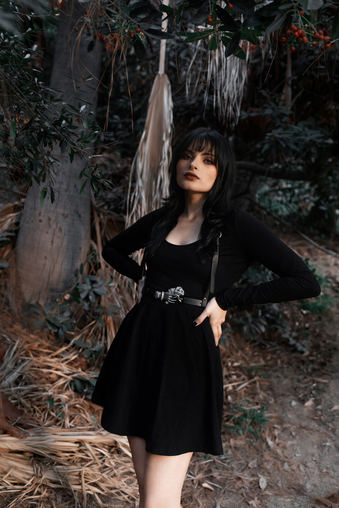 The 'Floriography' Victorian Hand Harness | Lively Ghosts