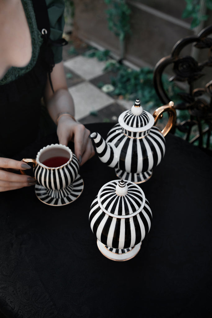 Teapot | Grim & Ghostly Tea Set | Lively Ghosts