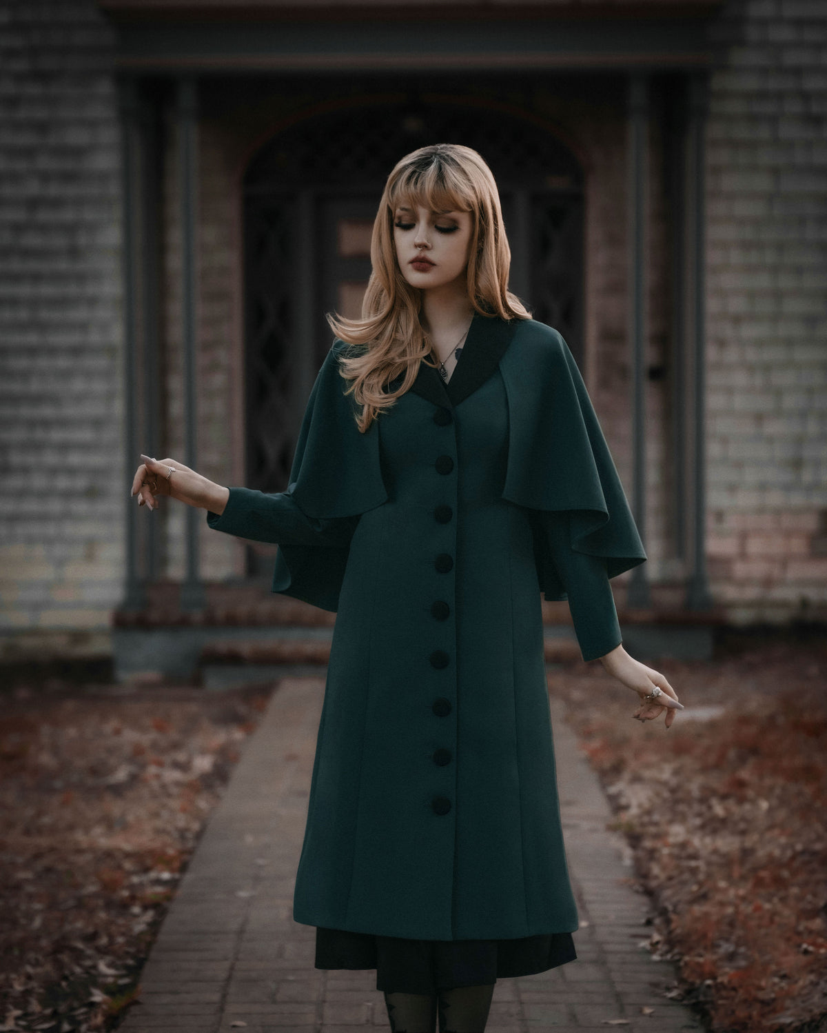 The Full-Length Ghost Host Caped Coat | Lively Ghosts