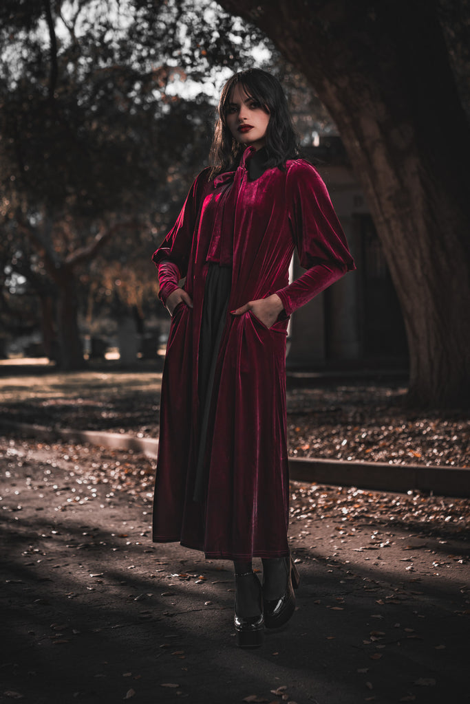 Masque of the Red Death Duster | Lively Ghosts